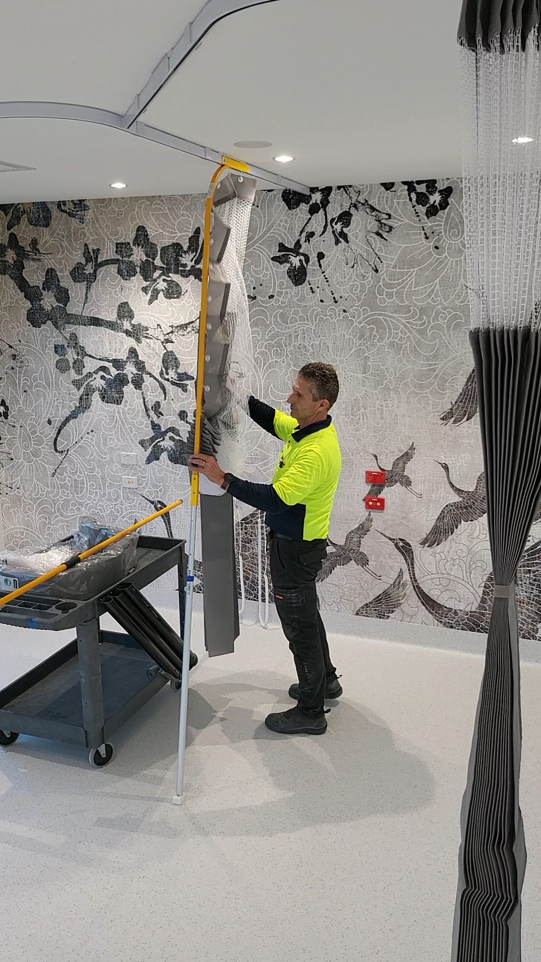 Why EZR? | EZR Curtain Change System